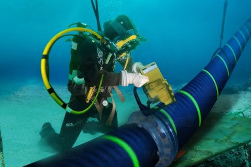 What is a Subsea Fiber Optic Cable - Fibconet Communicate